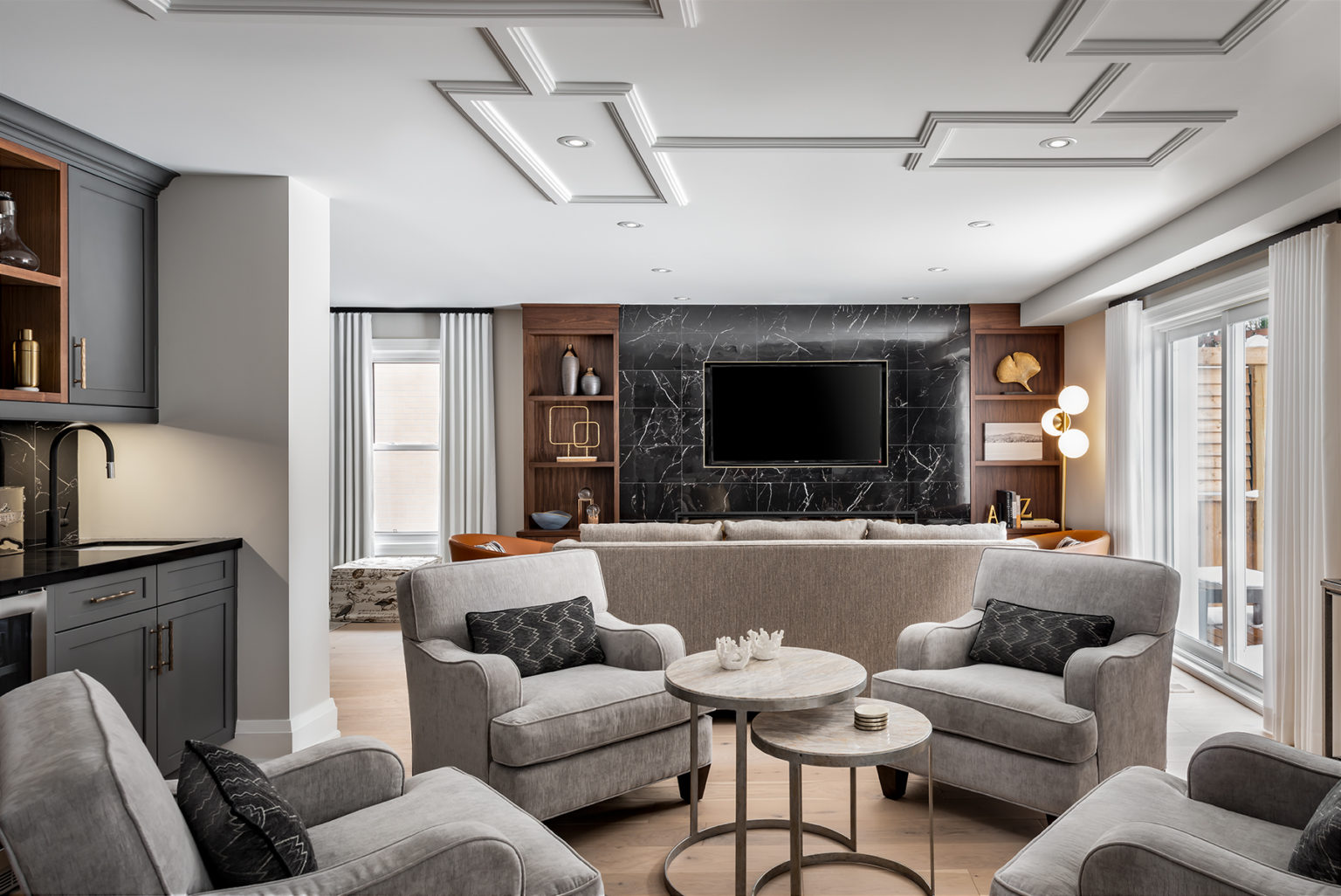 How to Choose the Right Coloured Metal Finishes For Your Home