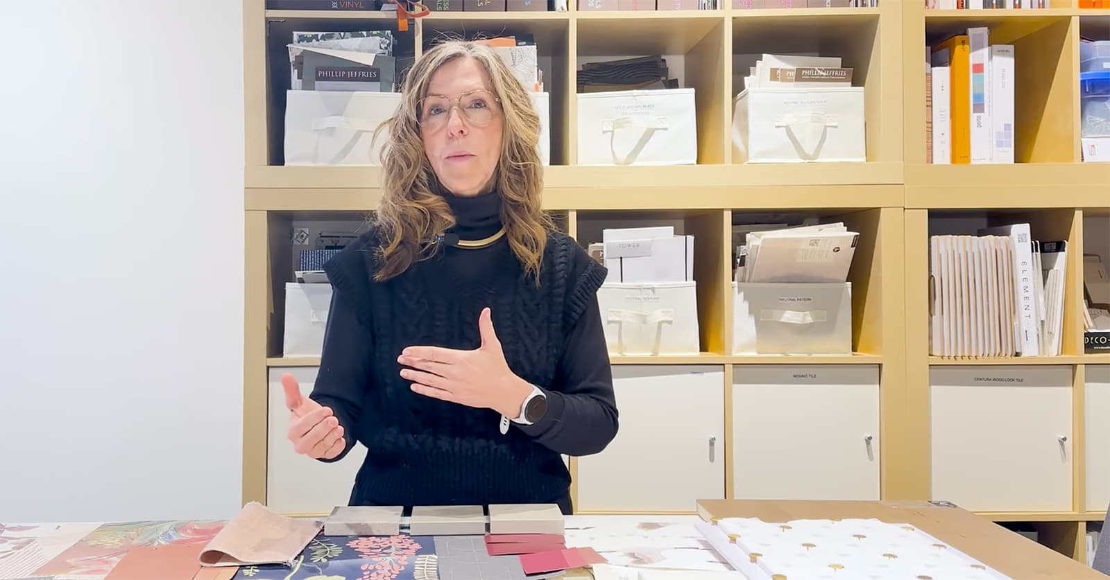 2026 Home Design Trends: The Shift to Soft Modern, Warm Woods, and “Gliver”